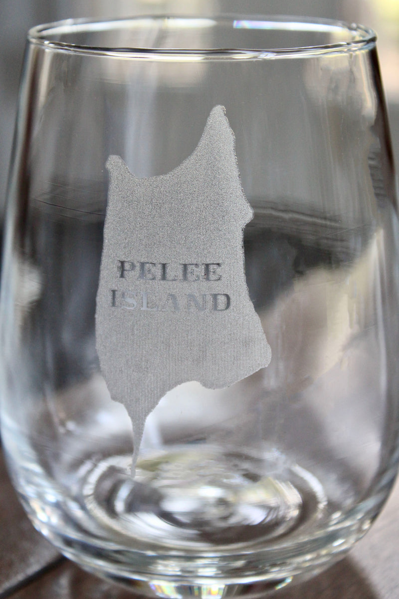Pelee Island Map Engraved Glasses – HullSpeed Designs